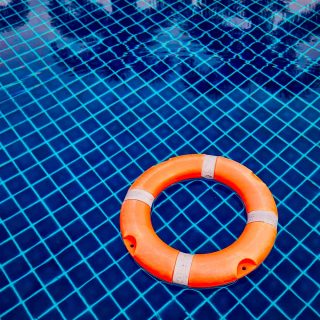 Consejos Y Elementos de Seguridad En la Piscina | Gre